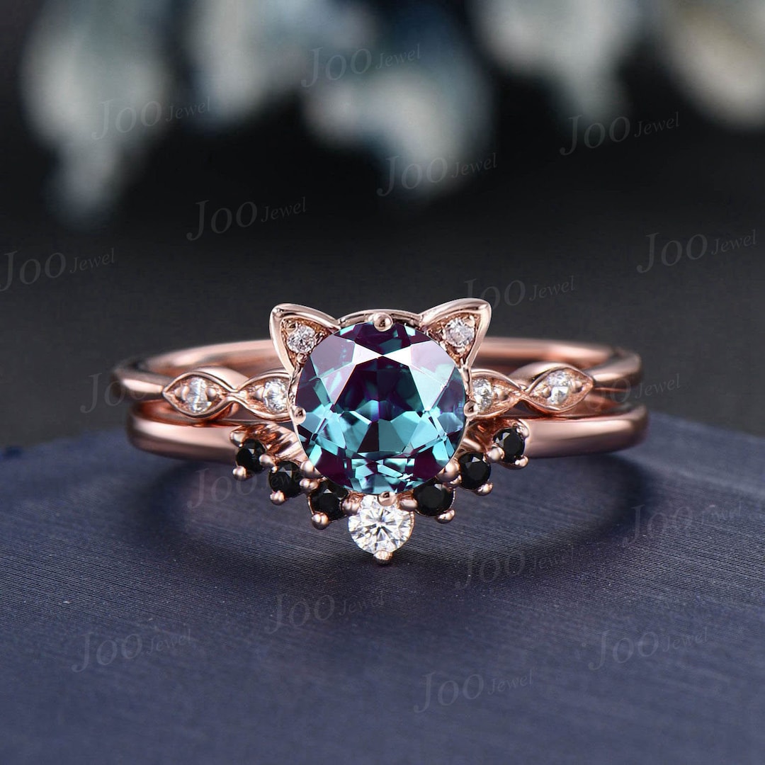Cat Themed Engagement Ring Round Color-change Alexandrite Wedding Ring Women Unique Rose Gold ...