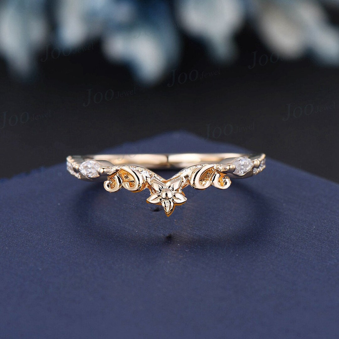 Nature Inspired Moissanite Contour Wedding Band 14K Gold Unique Floral ...