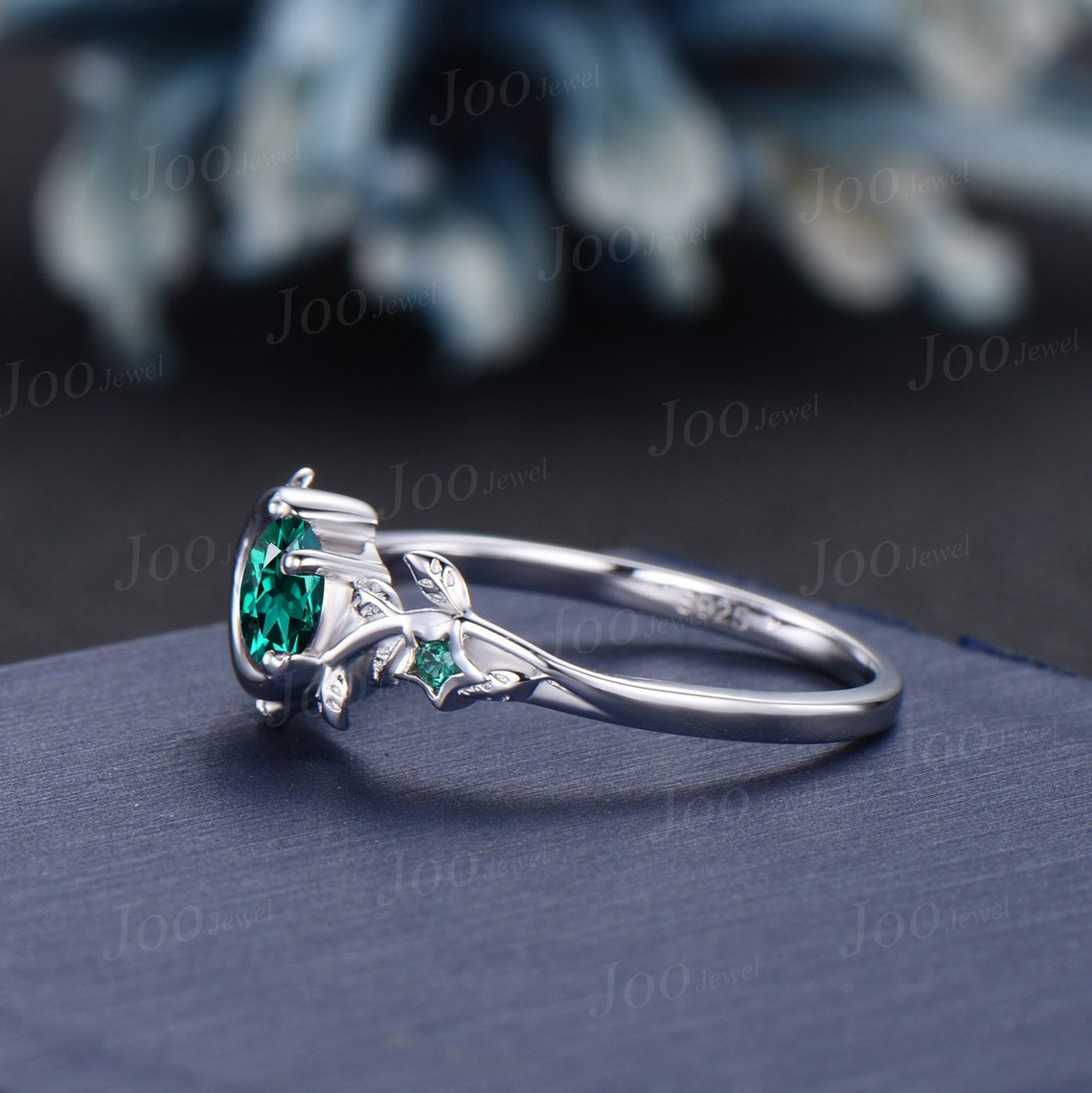 Moon Star Design Round Emerald Promise Ring 10K White Gold Nature ...