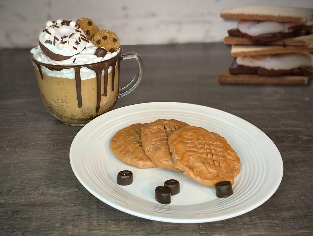 Faux Peanut Butter Cookies – Fake Bake Dummy Dessert Decor, Realistic ...