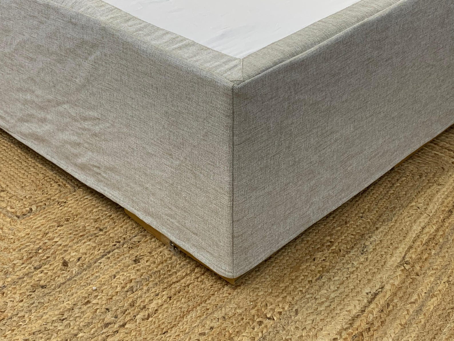 Finished Look Textured Bed Skirt Wrinkle-free - 8