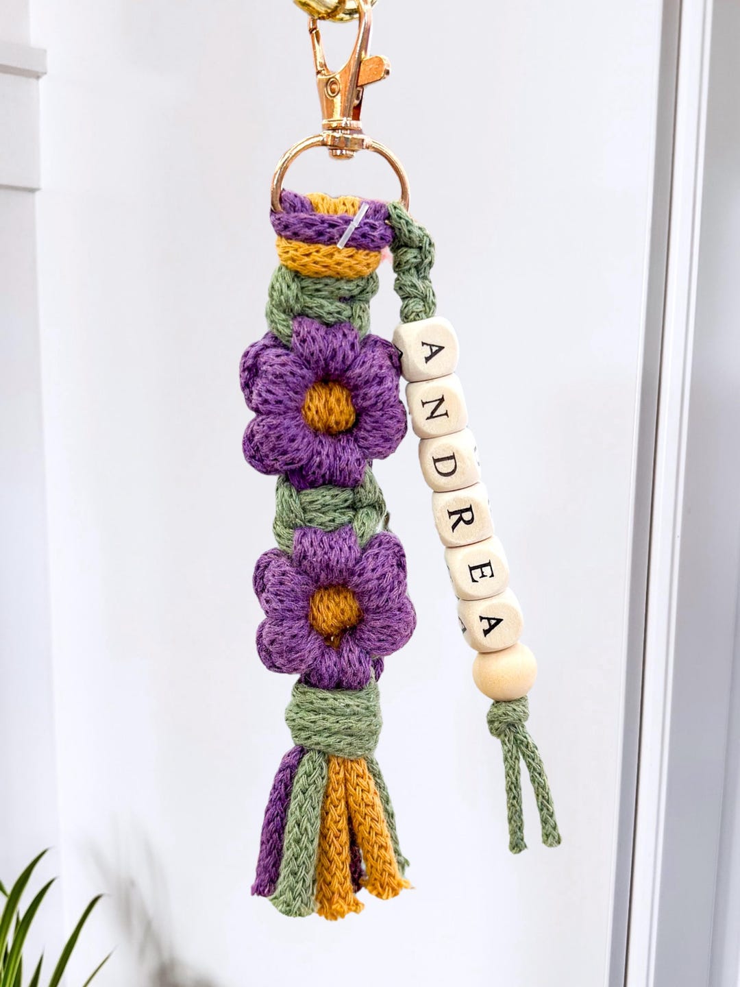 Personalized Macrame Flower Keychain With Name, Custom Name Key Chain ...