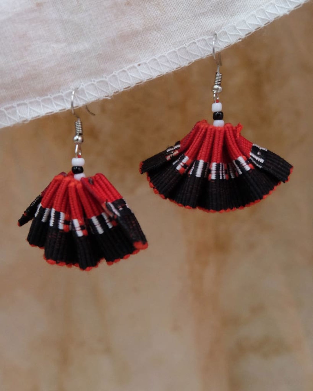 Handwoven Kalinga Fan Earrings Black & Red Filipino Aesthetic Handwoven ...