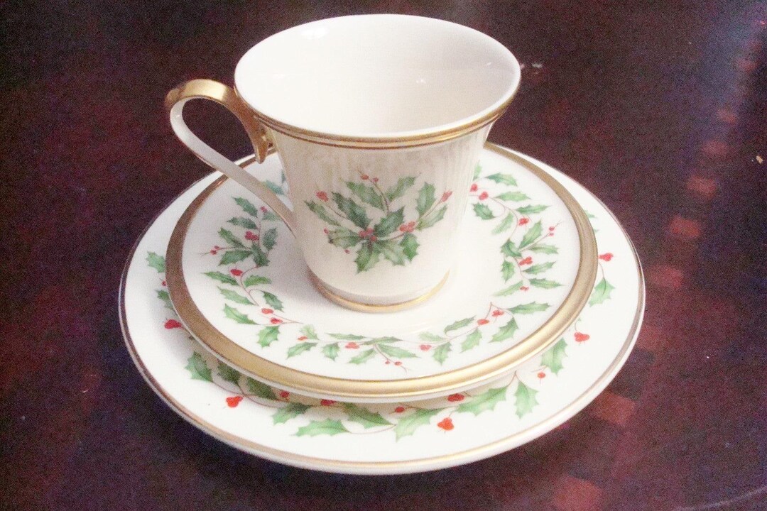 Lenox Holiday Pattern, TRIO Coffee Cup, Saucer and Cake Plate [77] - Etsy