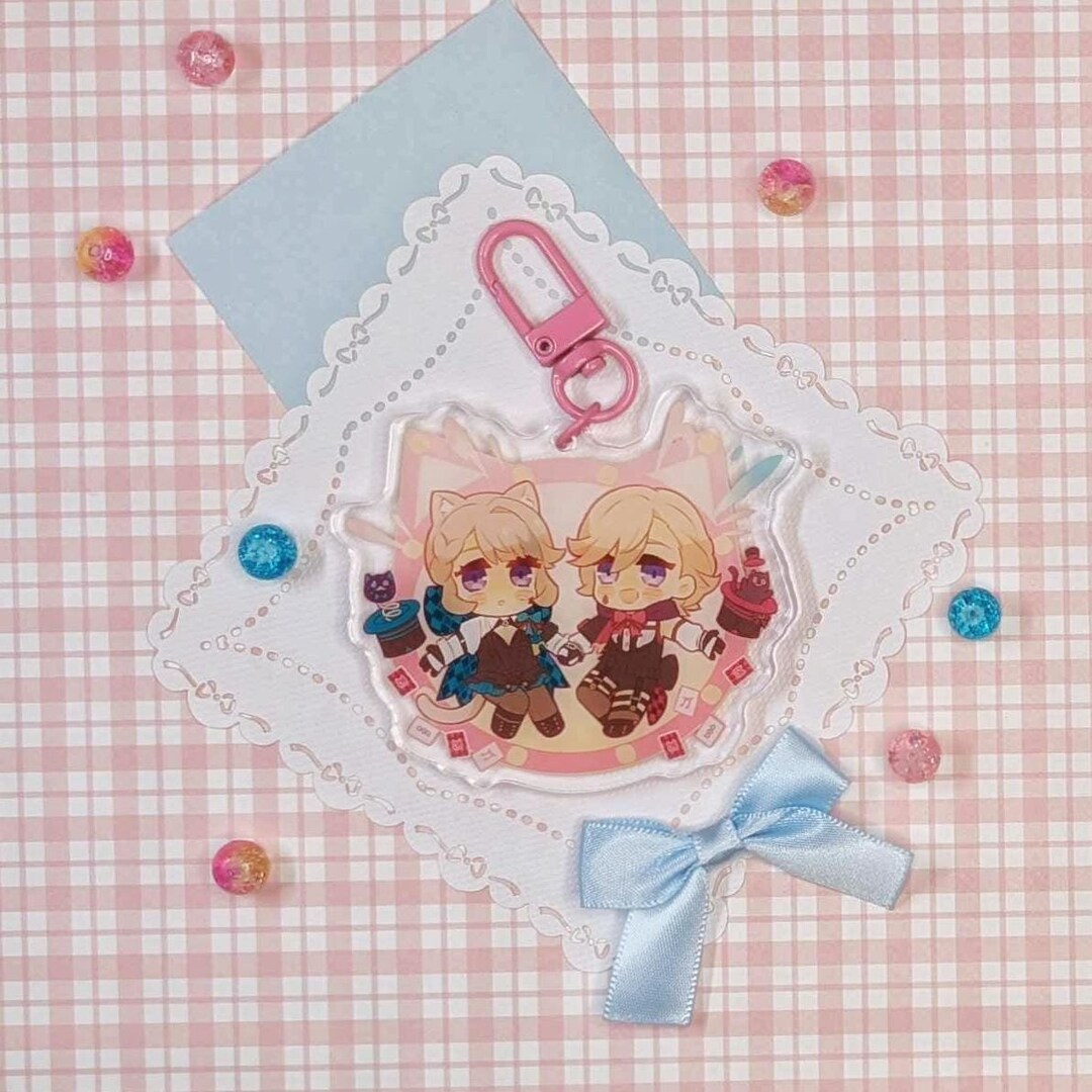 Lyney & Lynette Acrylic Charm - Etsy