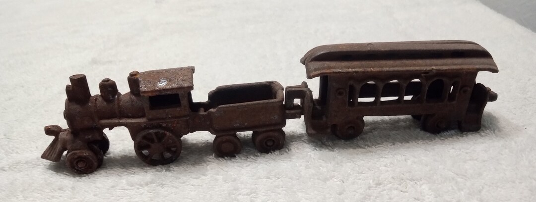 Vintage Small Cast Iron 2 Car Train - Etsy