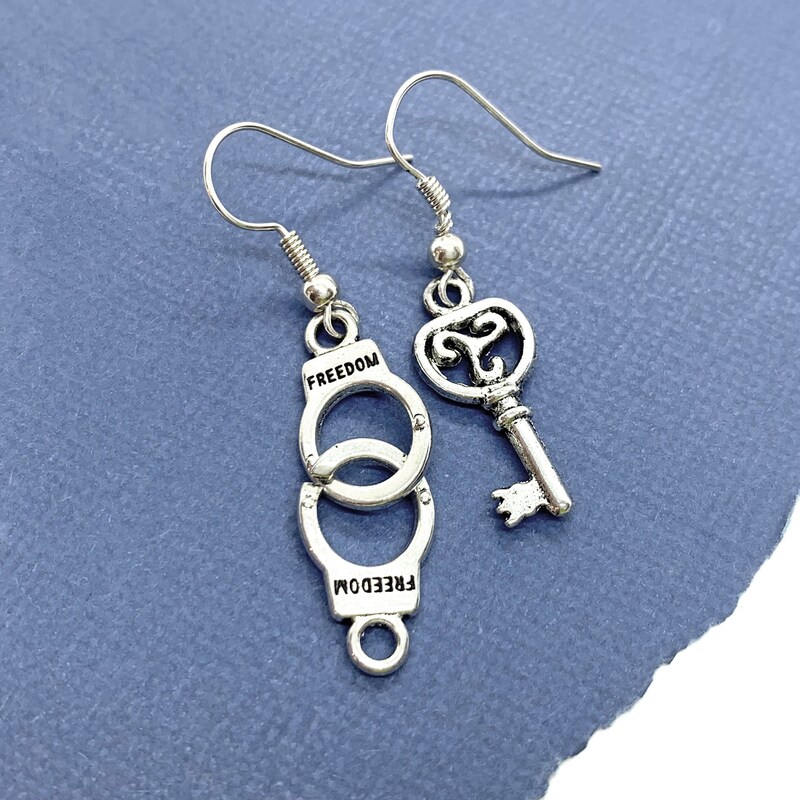 Personalized Handcuff Key - Etsy