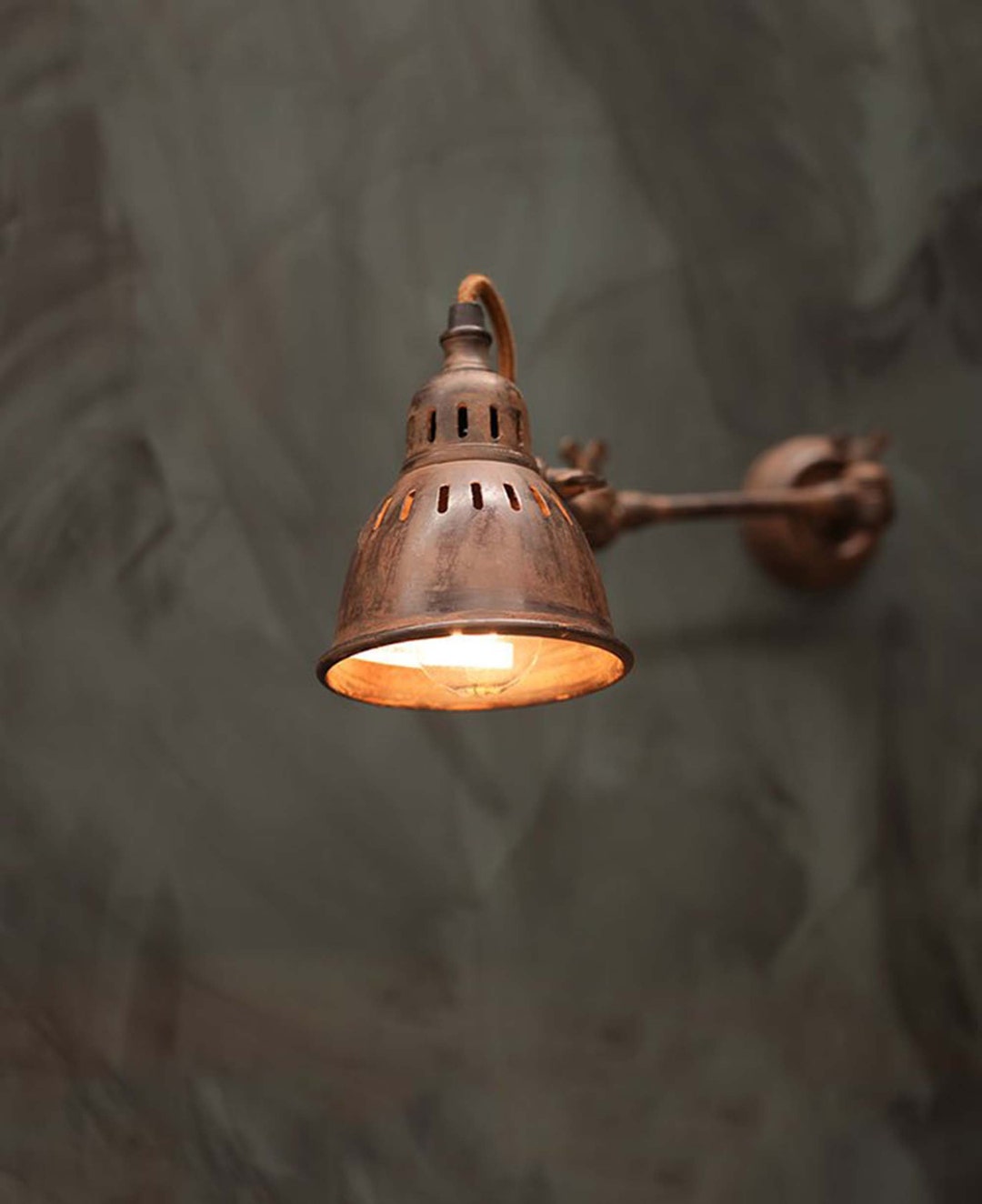 Industrial Extendable Wall Task Light, Rust Wall Lamp Light , Antique ...