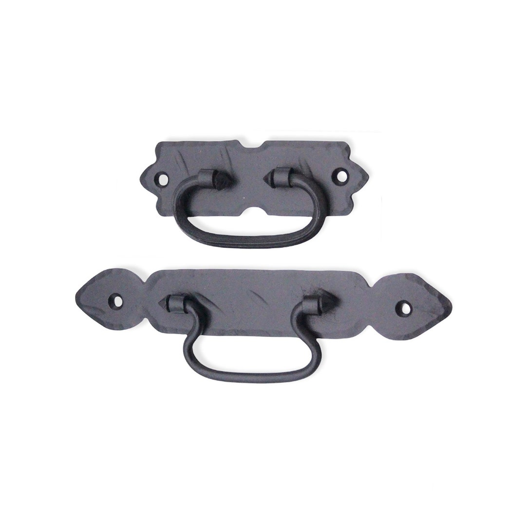 Hand Forge Wrought Iron Hammered Design Wide Drop Style Ring Cabinet ...