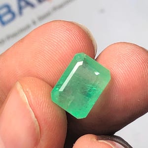 7 Cts Natural Emerald From Chitral Mine - Etsy