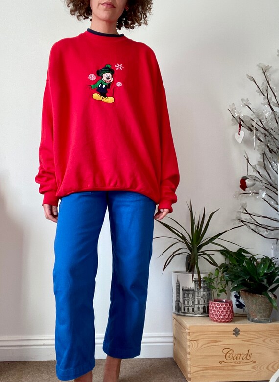 Vintage Disney Mickey Mouse red winter sweatshirt. Si… - Gem