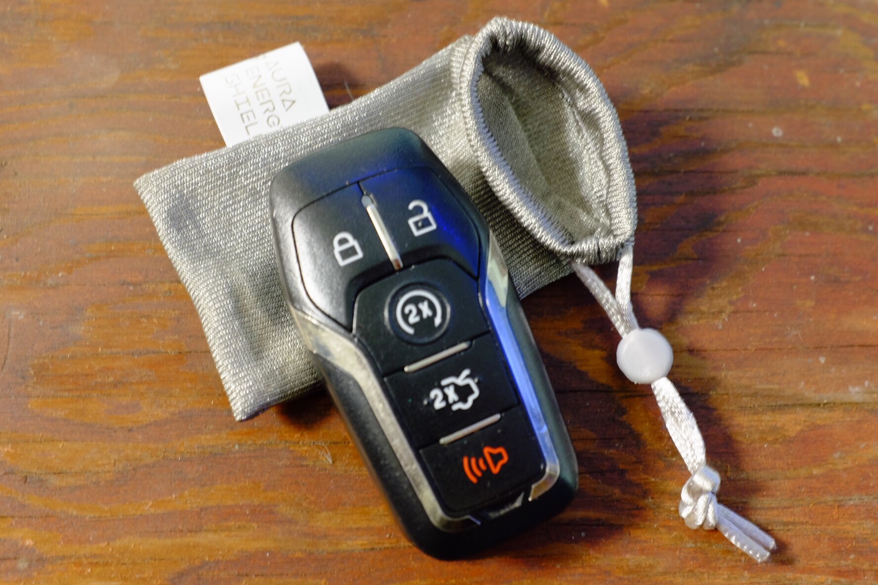 Key Fob Protector / Rip Stop Silver / RFID Signal Block Key Fob Holder ...