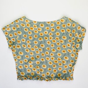 Vintage 90s Blue and Yellow Floral Print Short Sleeve Top - Size M - Etsy