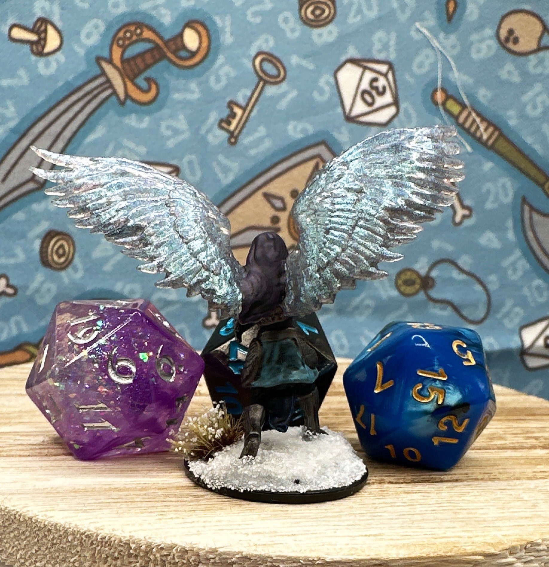Dungeons and Dragons Miniature Female Celestial Cleric, Sorcerer ...