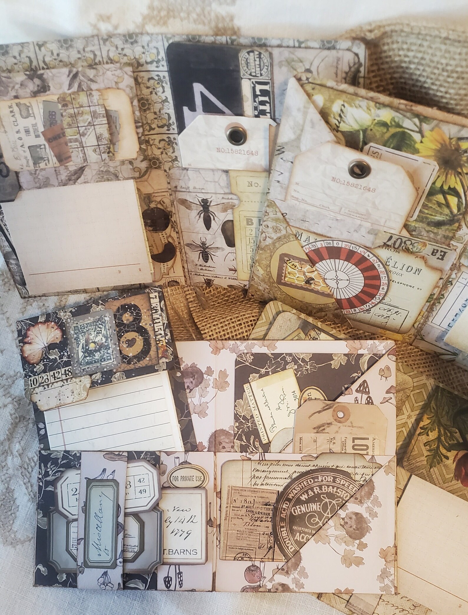 Junk Journal Pocket Folders Filled With Ephemera - Etsy