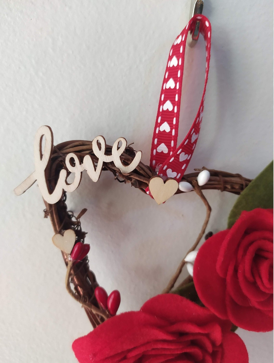 Red Rose Heart Wreath, Red Felt Roses Mini Heart Shaped Wreath, Heart ...