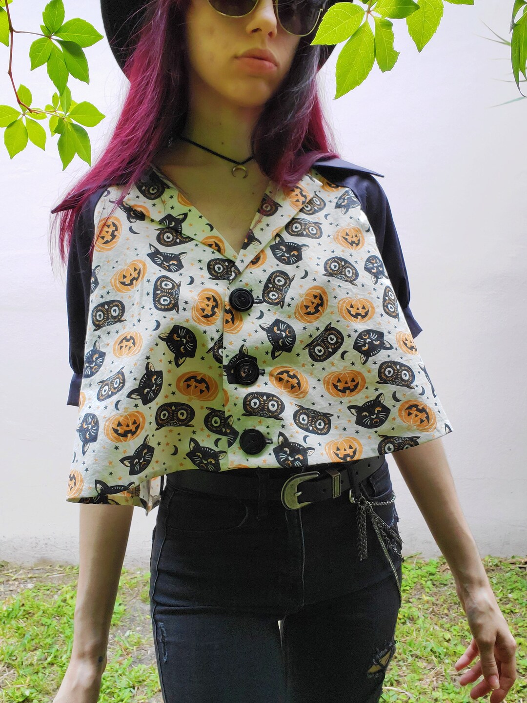 1970s Inspired Retro Creme Halloween Crop Top / Button-down Dark ...