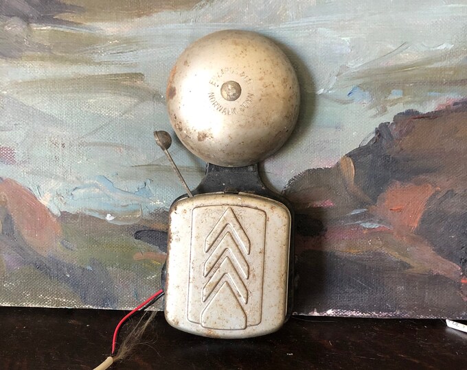 Vintage Edwards & Co Electric Doorbell Vintage Electric Doorbell ...