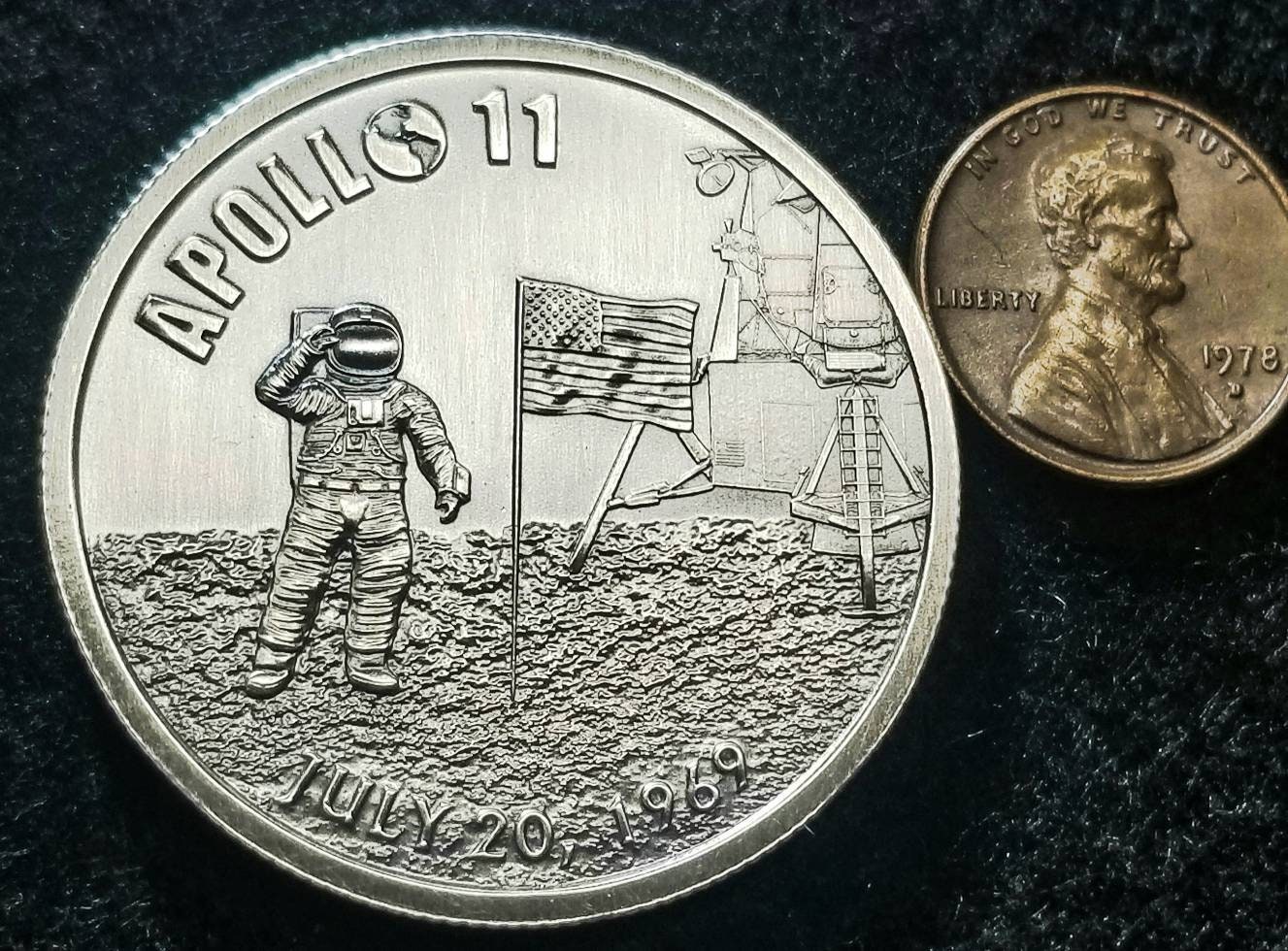 Appollo 11 Anniversary Edition, 1 Troy Ounce of Antiqued .999 Fine ...