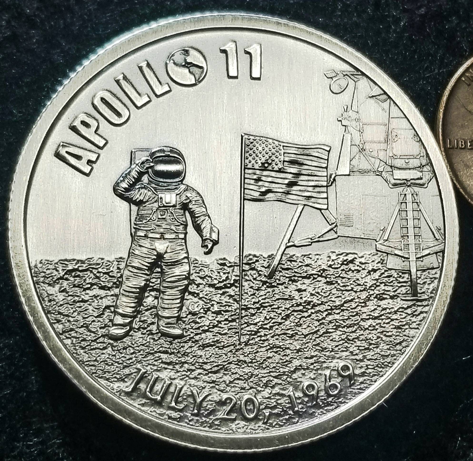 Appollo 11 Anniversary Edition, 1 Troy Ounce of Antiqued .999 Fine ...