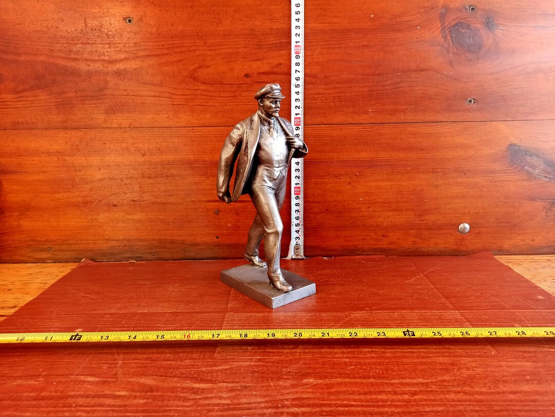 Vintage Bust of Lenin. Vintage Figure of Lenin. Lenin Monument. Lenin ...