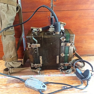 Vintage Army Radio Station of the USSR Airborne Troops - R-105. Soviet ...