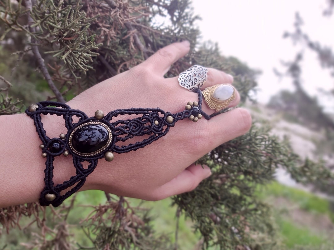 Onyx Macrame Slave Bracelet, Gothic Crystal Ring Bracelet, Black Hand ...