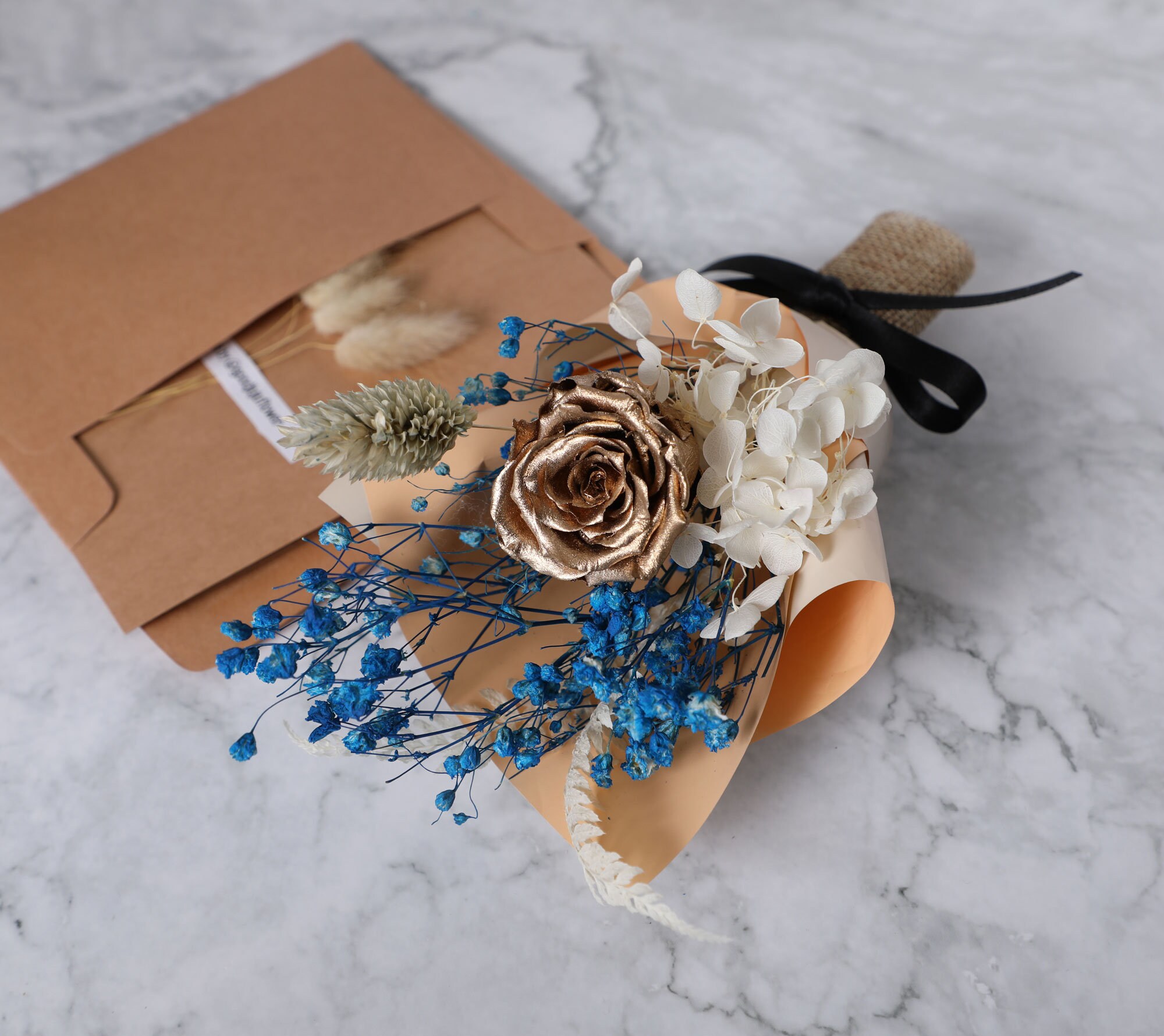 Mini Eternal Flower Bouquets Gold Roses Bouquet - Etsy España