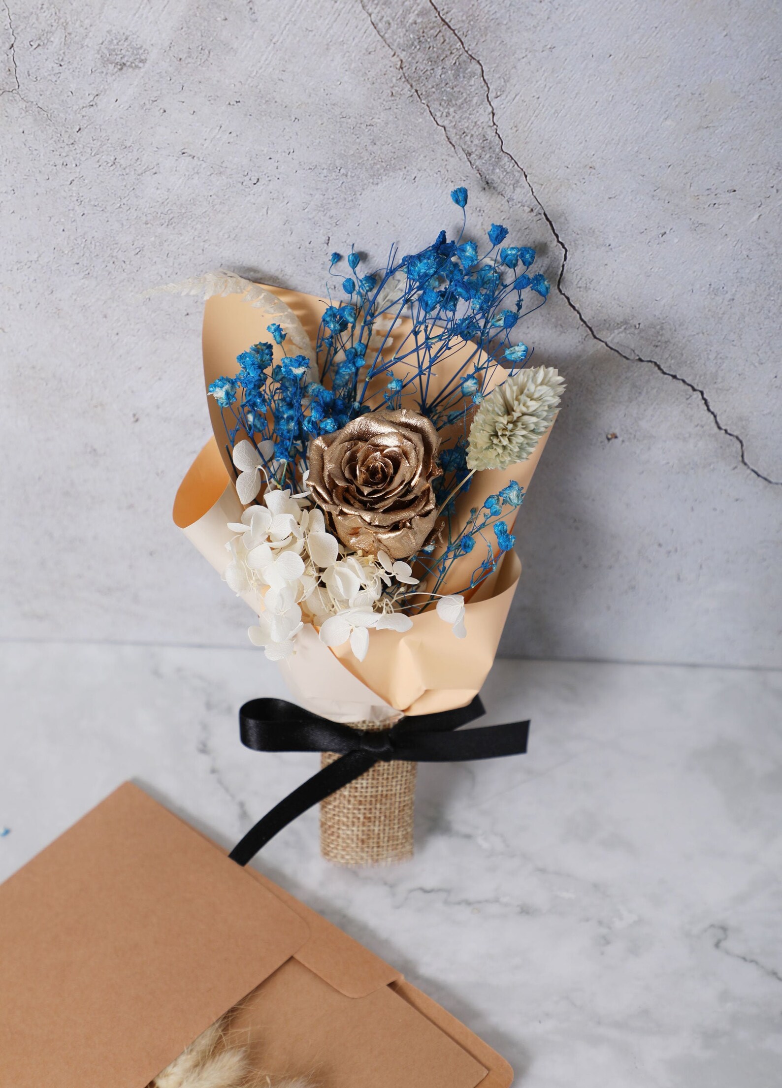 Mini Eternal Flower Bouquets Gold Roses Bouquet - Etsy España