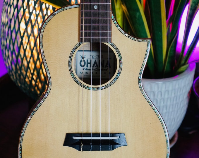 Gorgeous Solid Spruce and Flamed Maple Low G Tenor Ukulele BUNDLE With ...