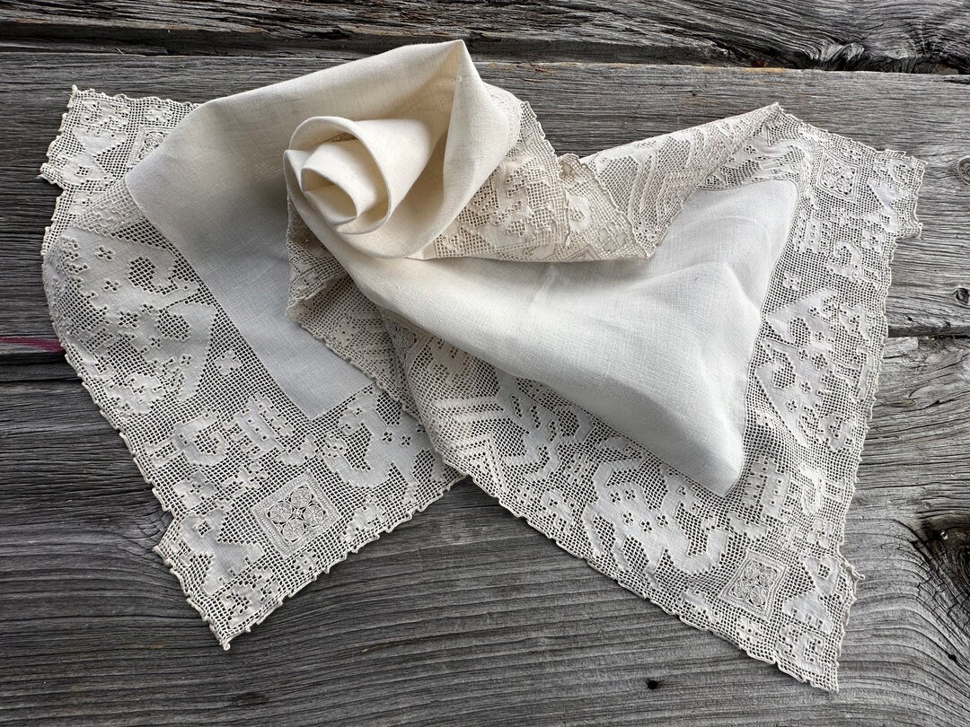 Vintage Linen With Animals Eagle Symbols Embroidered Lace Table Runner ...