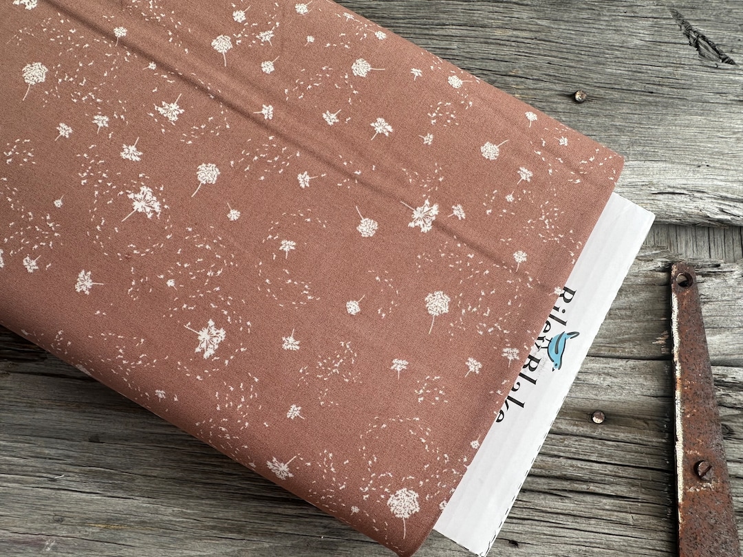 Fabric DANCING DAISIES Quilting Sewing Supplies Riley Blake Fabrics - Etsy