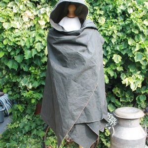 Waterproof Hooded Ranger Cloak, Ruana Wrap Poncho - Green, Medium ...