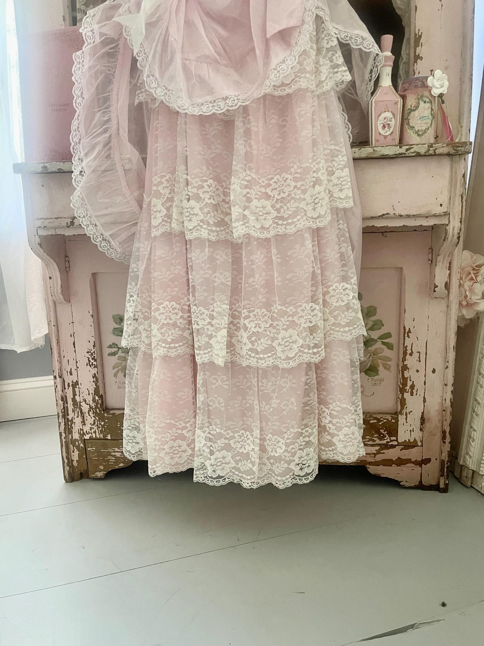 Gorgeous Vintage Pink Southern Belle Embroidered Lace and Sateen Dress ...