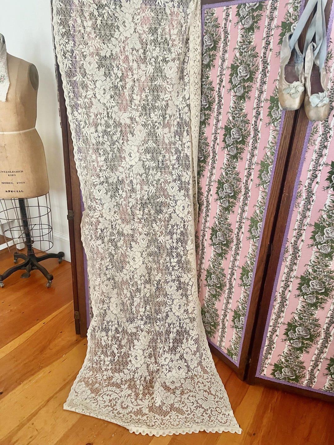 Very Rare 1919 Victorian Collectible "quaker Craft Lace Curtain Panel ...