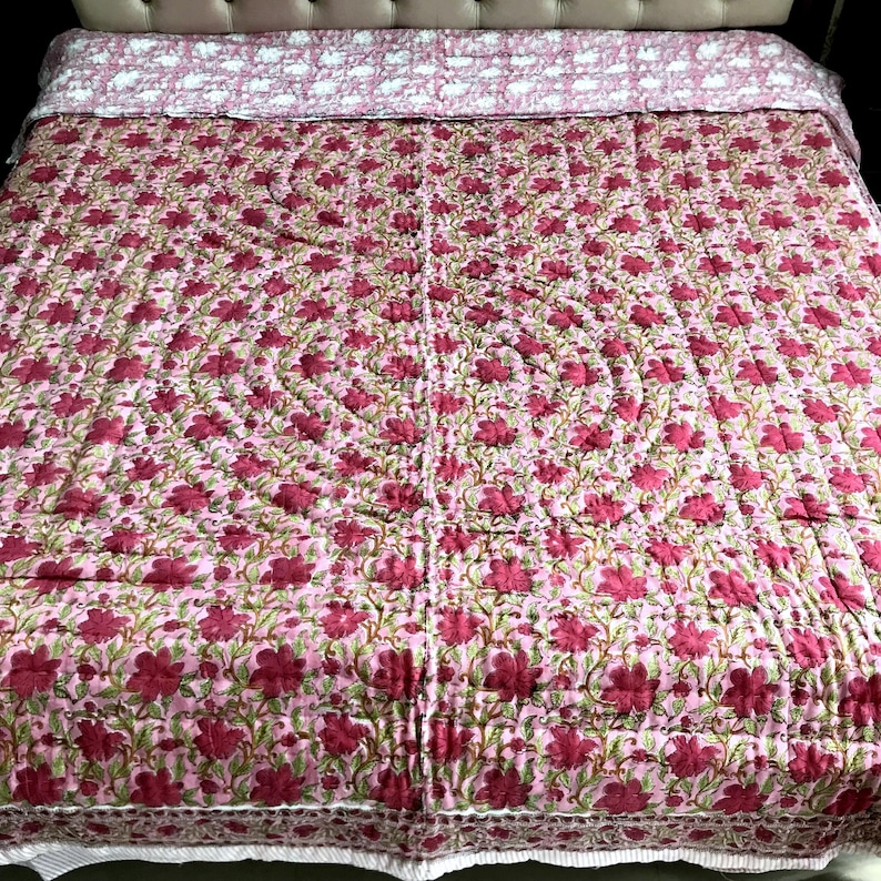 Luxury Block Print Pink Floral Comforter, Handmade Cotton Quilt, Floral ...