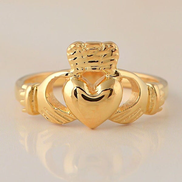 Claddagh Ring - Etsy