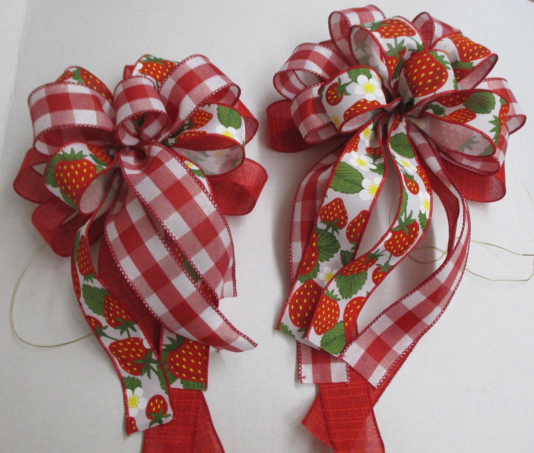 8" Petite Strawberry Wreath Bow / Strawberry Door Hanger / 9" Bow - Etsy
