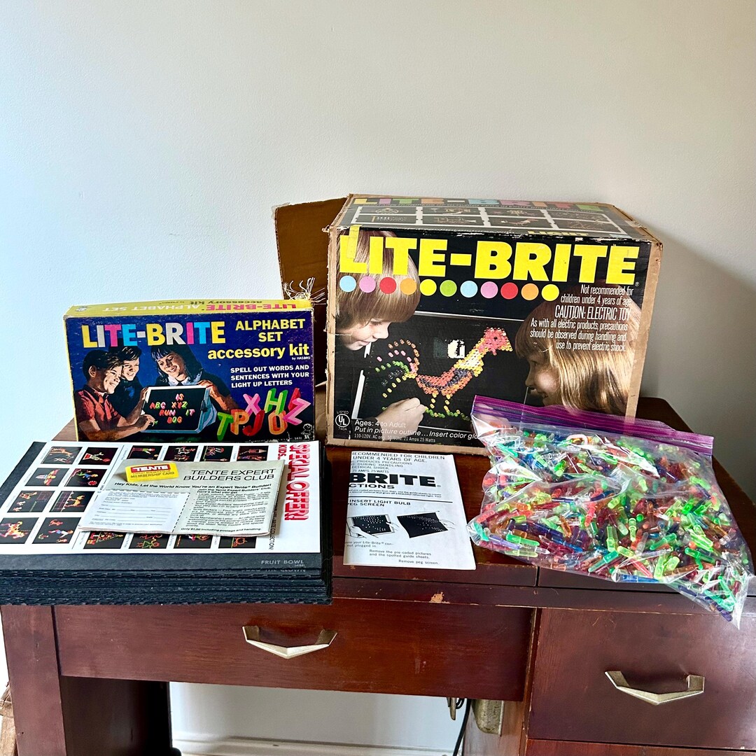 Vintage 70s Lite Brite in Box With Pegs, Sheets, and Alphabet Set ...