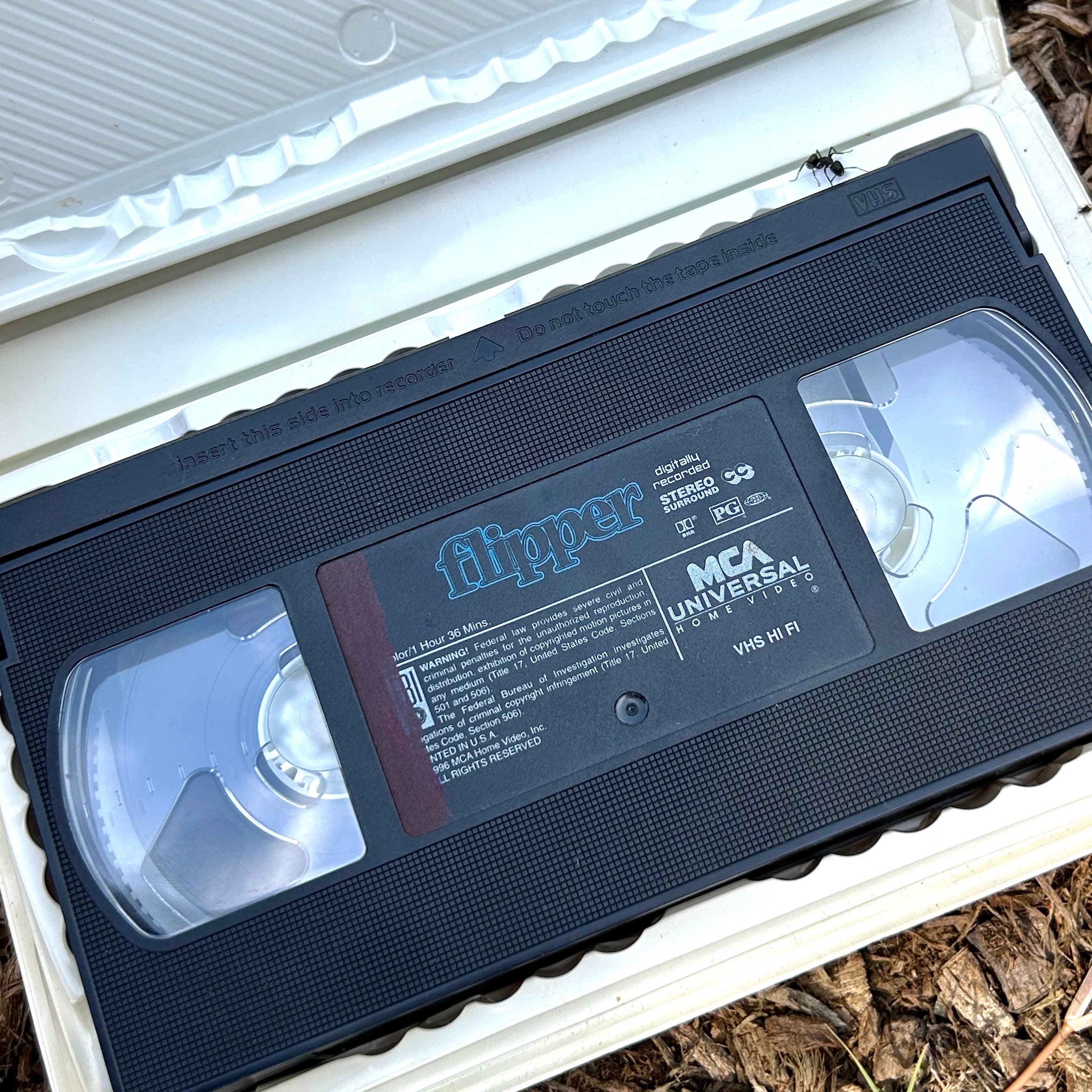 Flipper (VHS, 1996) Clamshell Family Movie - Etsy