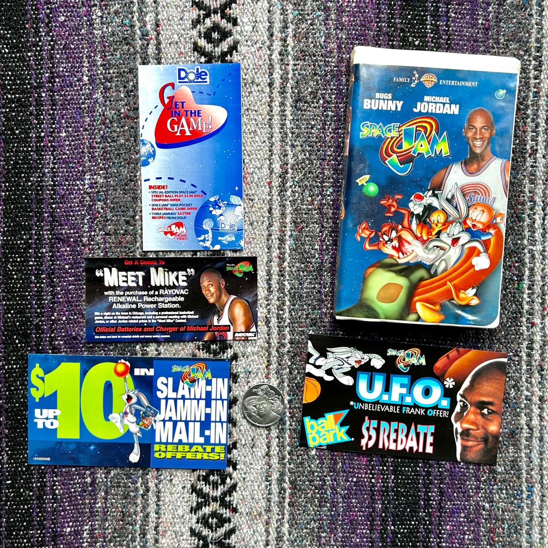Space Jam (VHS, 1997) Clamshell Movie With Coin and Original Inserts - Etsy