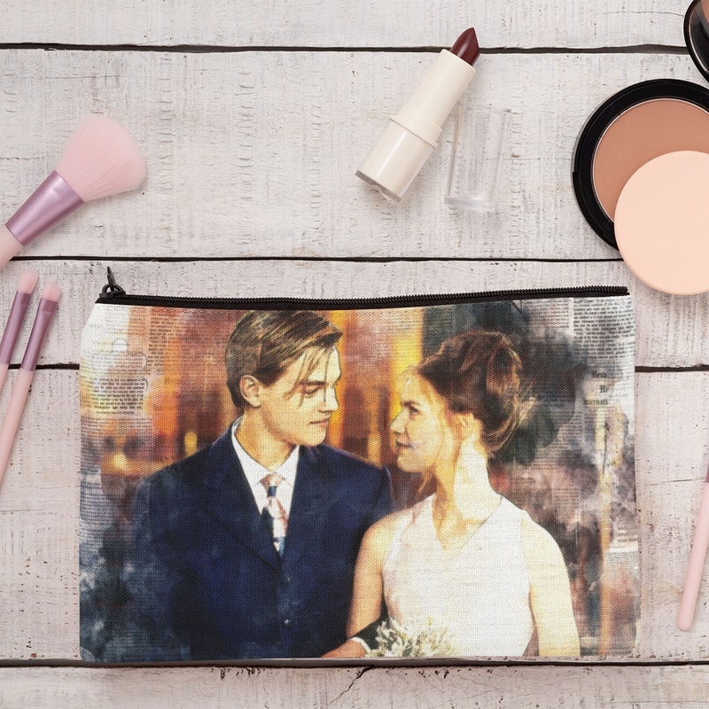 Leonardo Dicaprio Gift - 60+ Gift Ideas for 2024