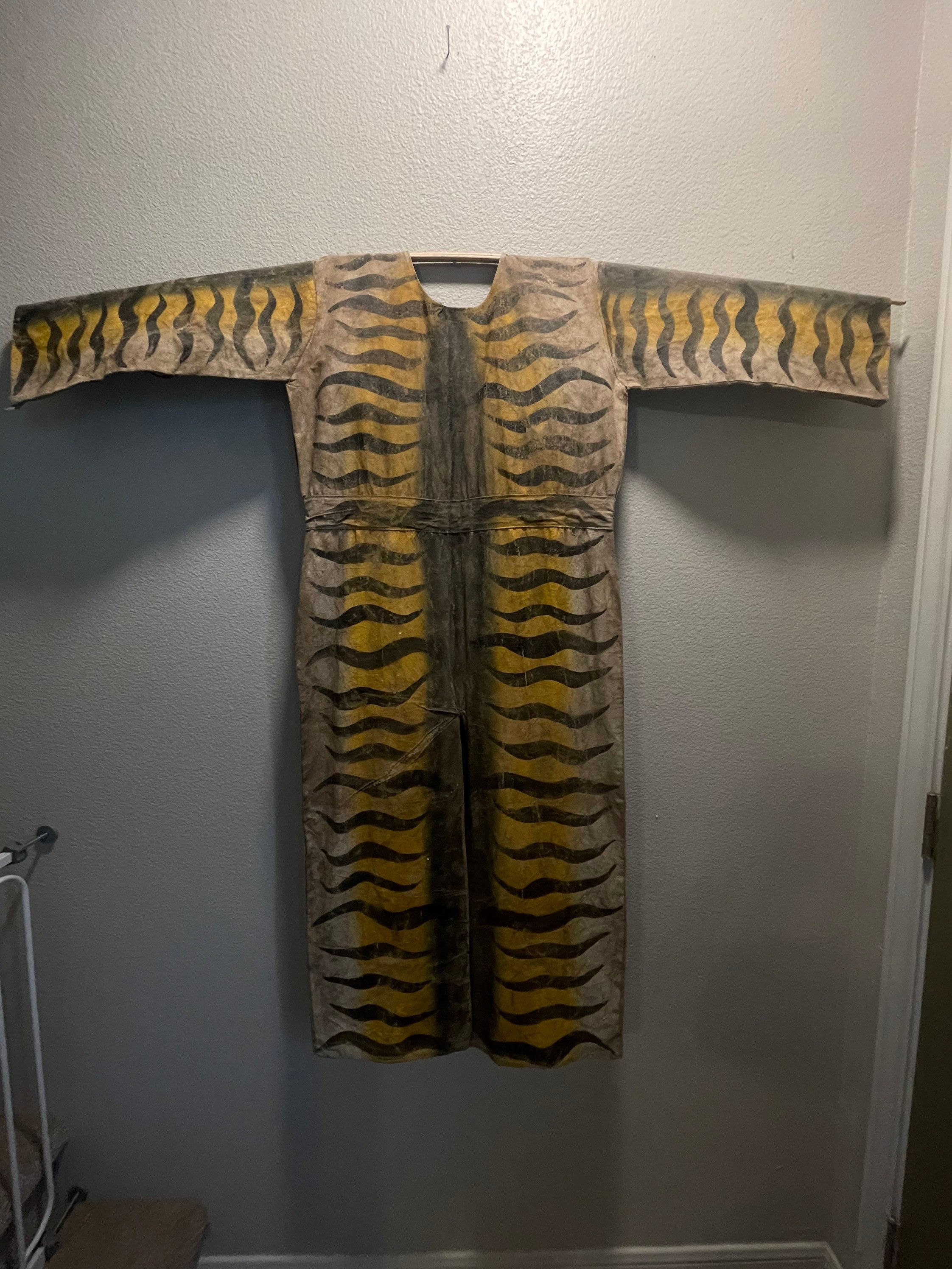 Tiger Fight Dance Costume, a Rain Ritual in Guerrero, Mexico (disfraz ...