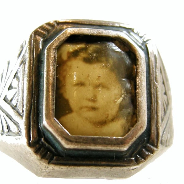 Mourning Ring - Etsy