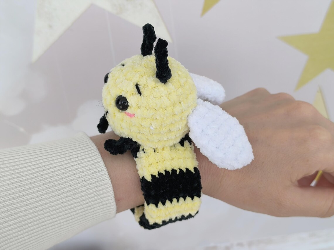 Sensory Bee Fidget Toy Crochet Pattern, Bee Slap Bracelet for Kids ...