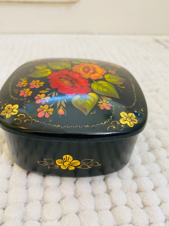 metal box vintage hand - Gem