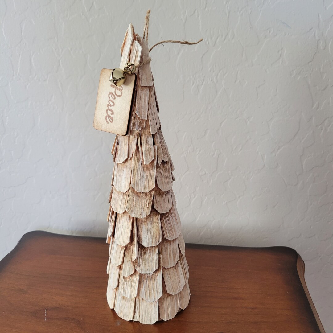 Primitive Grungy Wood Shingle Christmas Tree Gilded Accent With Twine ...