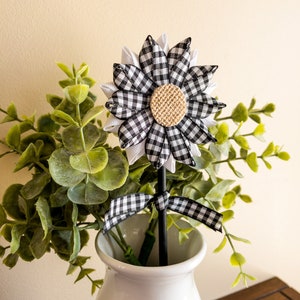 Black and White Buffalo Plaid Flower Pick, Summer Floral Decor, Daisy ...
