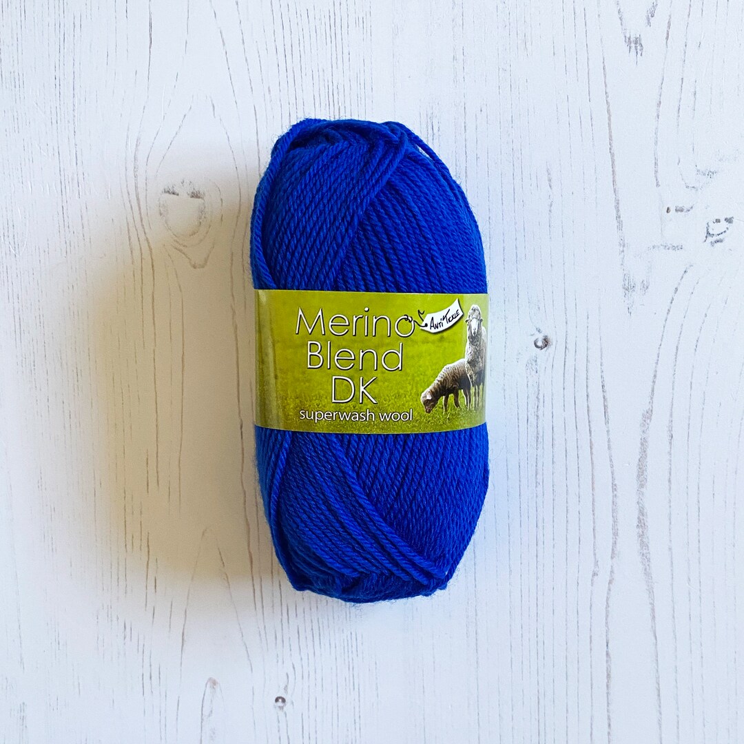 DK Yarn: Merino Blend, Royal, 50g. Light Worsted King Cole Merino Blend ...