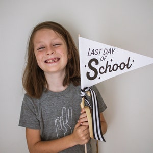 4th Grade—first and Last Day of School Printable Flag (DIGITAL DOWNLOAD ...